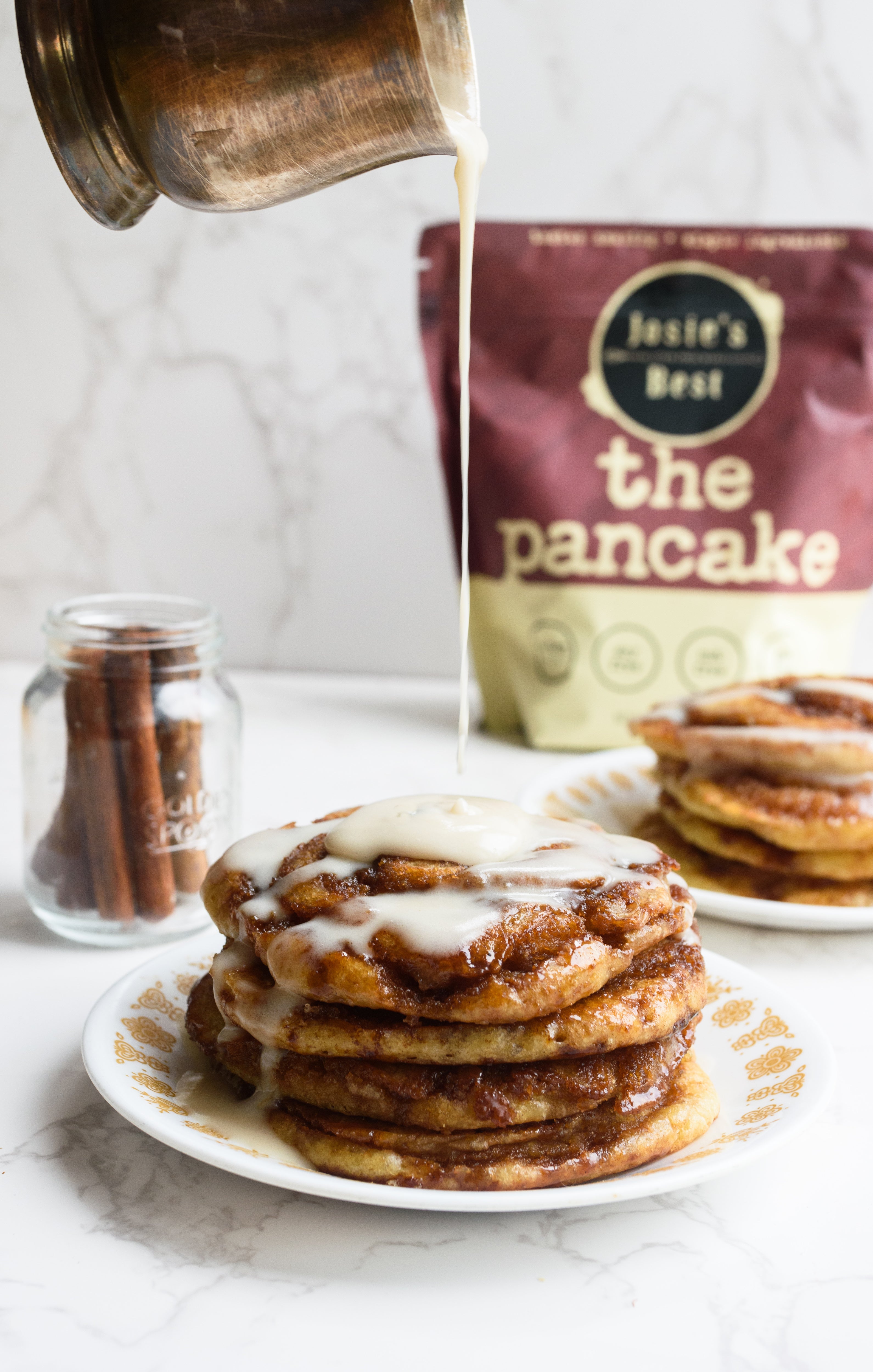 Cinnamon Roll Pancakes – Basquet